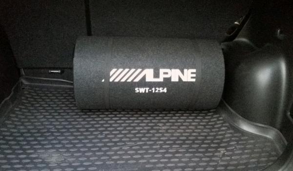 Subwoofer Alpine SWT-12S4 (juodos spalvos), modelis - SWT-12S4, žema ...