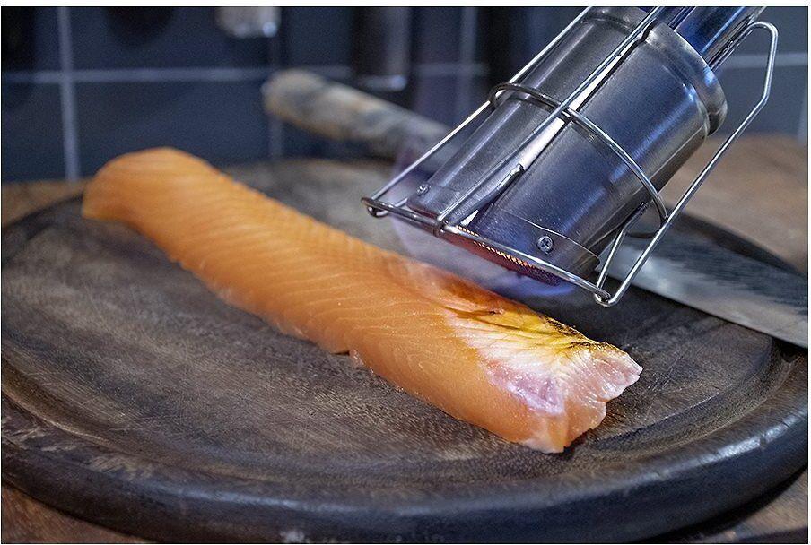 Satake Flame Master -kaasupoltin grillaus- / paistamistoiminnolla, modelis - MRC-995A, žema ...