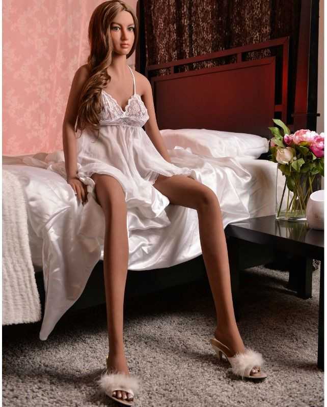 Pipedreams PIPEDREAM EXTREME TOYZ ULTIMATE FANTASY LĖLĖS CARMEN 165 CM, modelis - RD341, žema ...