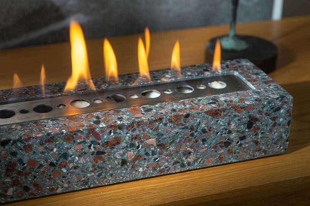 Šilumos Nešėjas Rankų darbo betoninis biožidinys Tera juodas, modelis ...