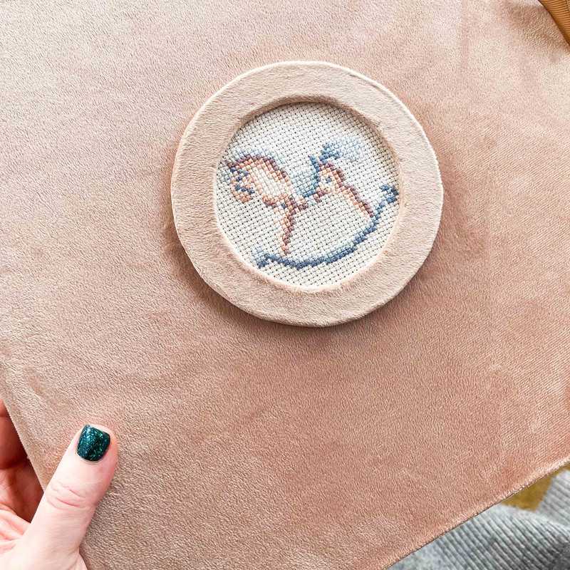 Klevo Albums Nuotraukų albumas vaikams su siuvinėtu arkliuku, žema kaina | Varle.lt