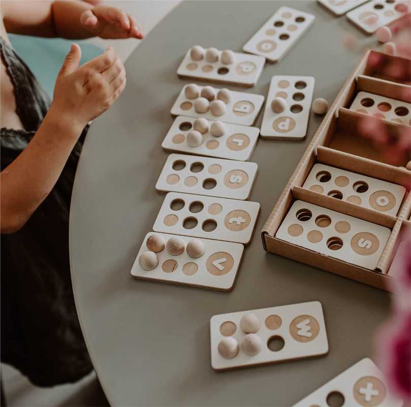 Milin Brailio rašto abėcėlė, žema kaina | Varle.lt