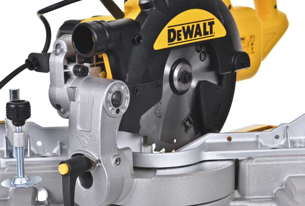 Skersinio pjovimo staklės DeWalt DWS773-QS (1300W, 216 mm), modelis ...