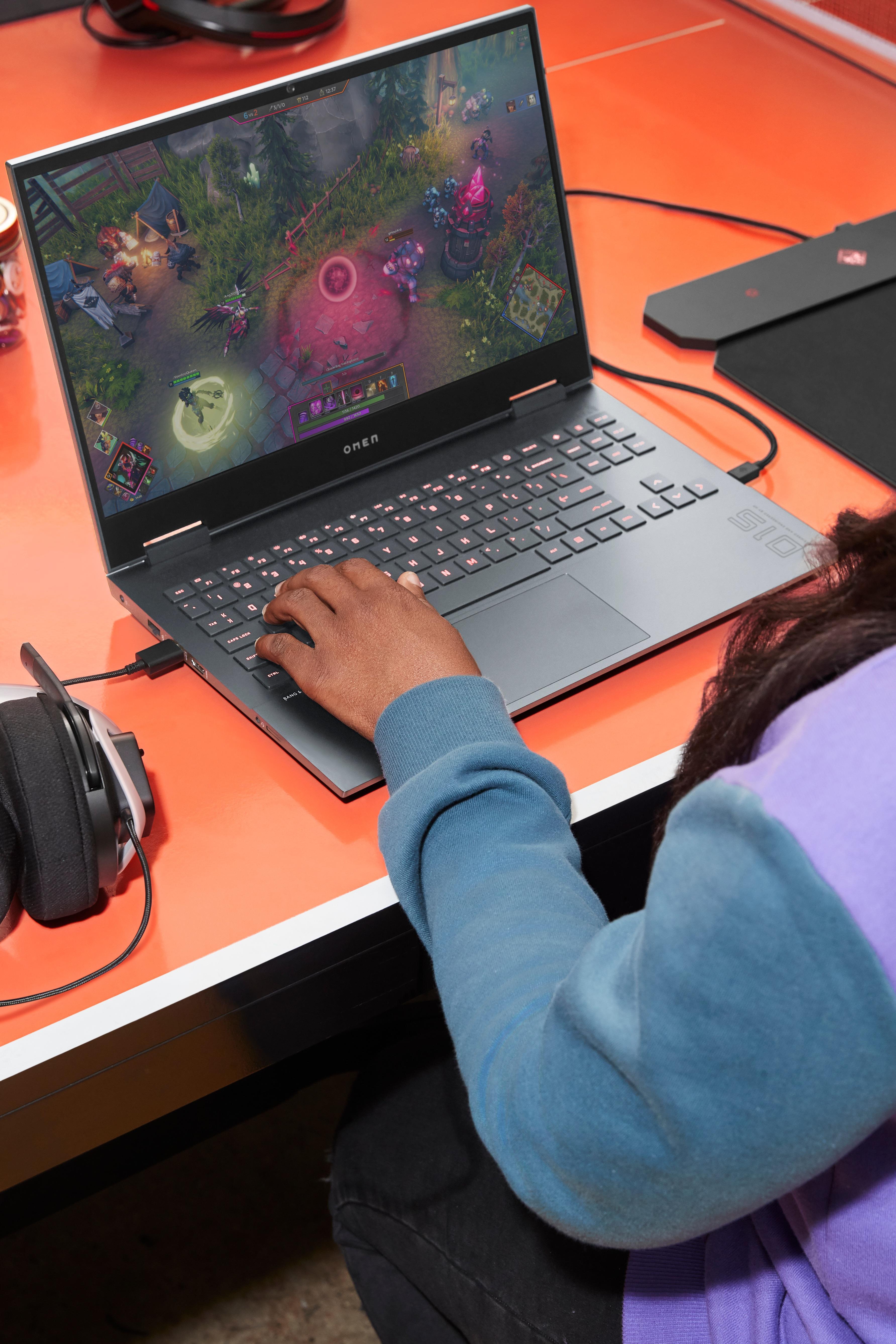 HP OMEN 300 Pelės kilimėlis, žema kaina | Varle.lt