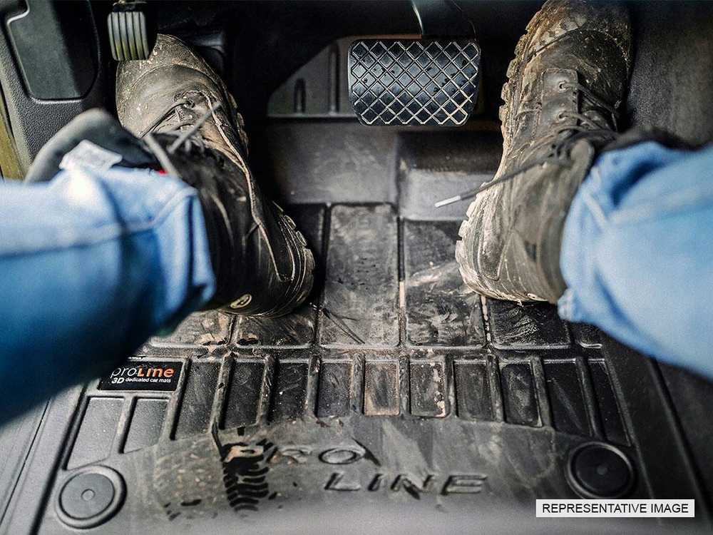 Frogum Guminiai kilimėliai Proline Subaru Outback IV 2009-2014m. (Automatic gearbox), modelis ...