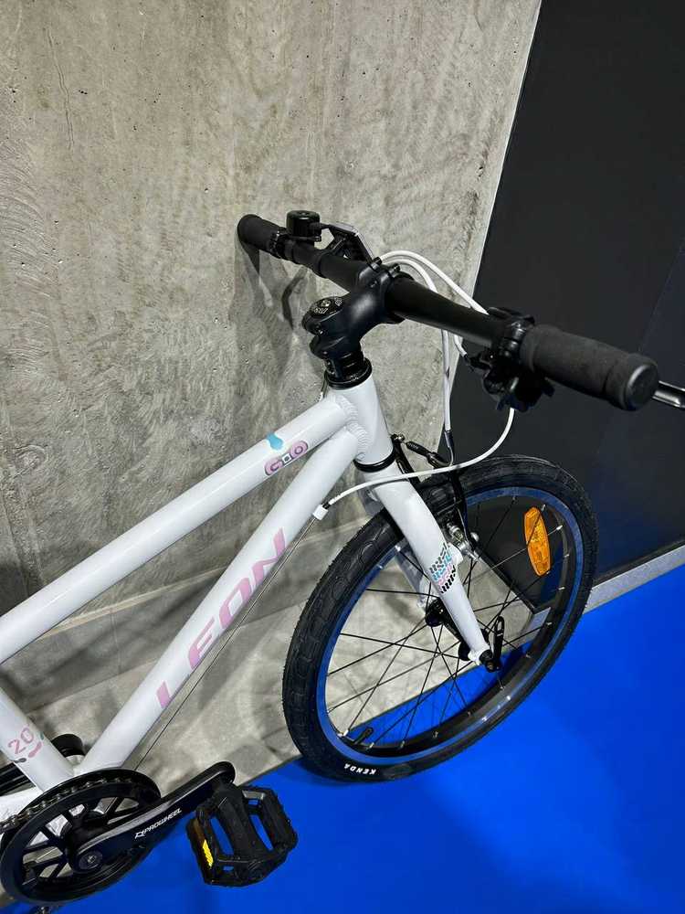 Dviratis AL 20" Leon GO Vbr rėmas-10" baltas su rožine spalva, žema ...