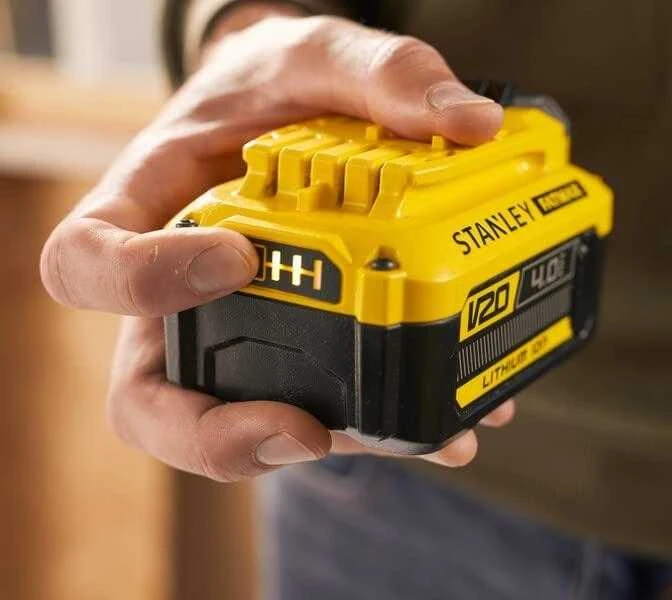 Akumuliatorius Stanley FatMax; 18 V; 4,0 Ah; Li-ion, modelis - SFMCB204 ...