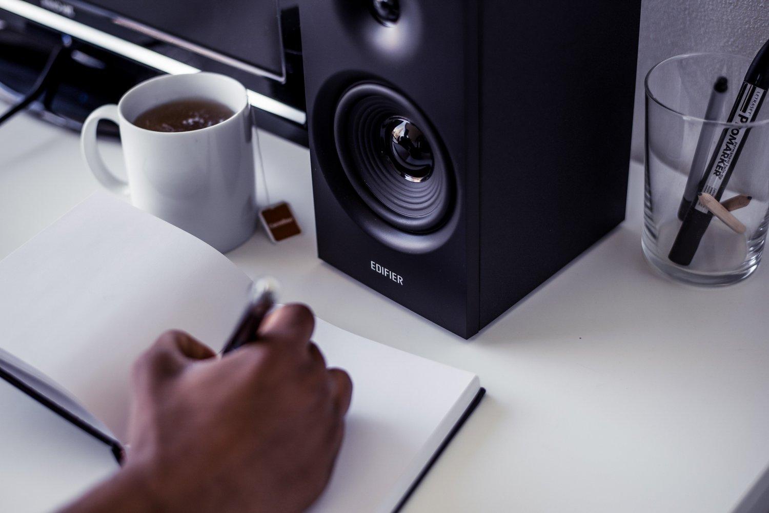 Kolonėlės Edifier R1080BT, Juodos spalvos, modelis - R1080BT black ...