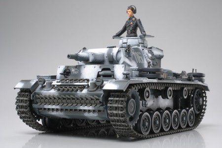 Tamiya - Panzerkampfwagen III Ausf. N Sd.Kfz.141 / 2, 1 / 35, 35290 ...