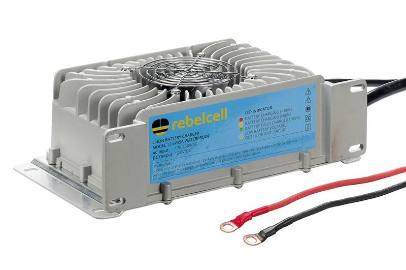 Rebelcell 12.6V 35A Lithium Ion IP65 akumuliatorių įkroviklis, žema ...