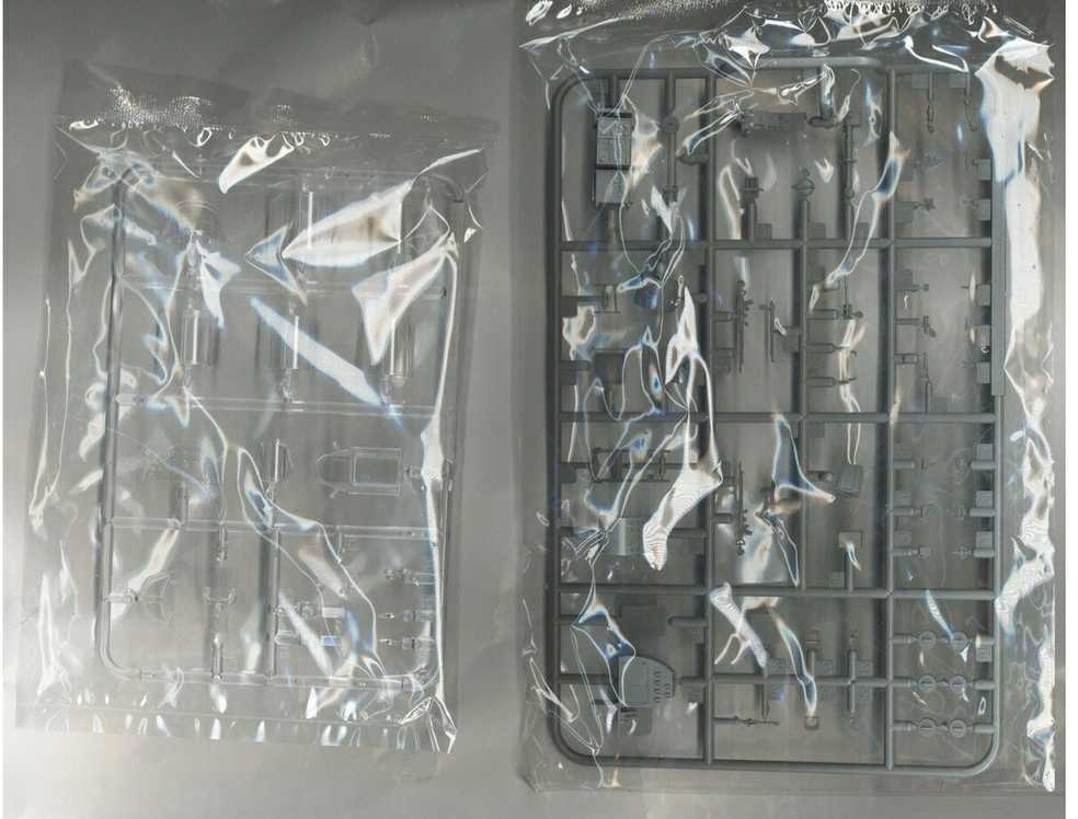 Border Model - Akagi Bridge W / Flight Deck and Nakajima B5N2 Kate ...