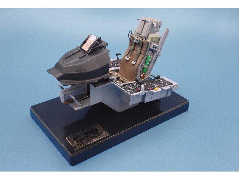 Italeri - Lockheed Martin F-16 Cockpit, 1 / 12, 2990, modelis - 8001283029902, žema kaina | Varle.lt