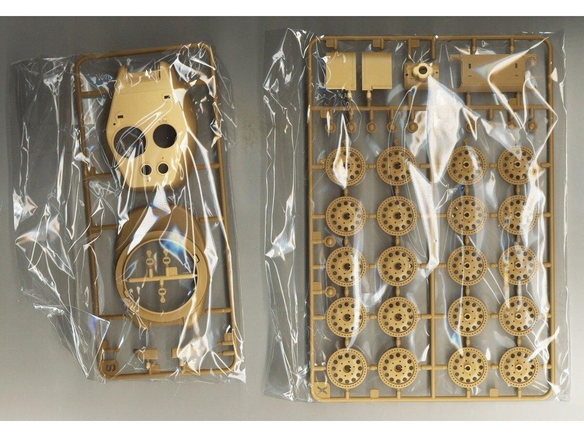 Rye Field Model - T-34 / 85 Model 1944 Factory No. 183, 1 / 35, RFM ...