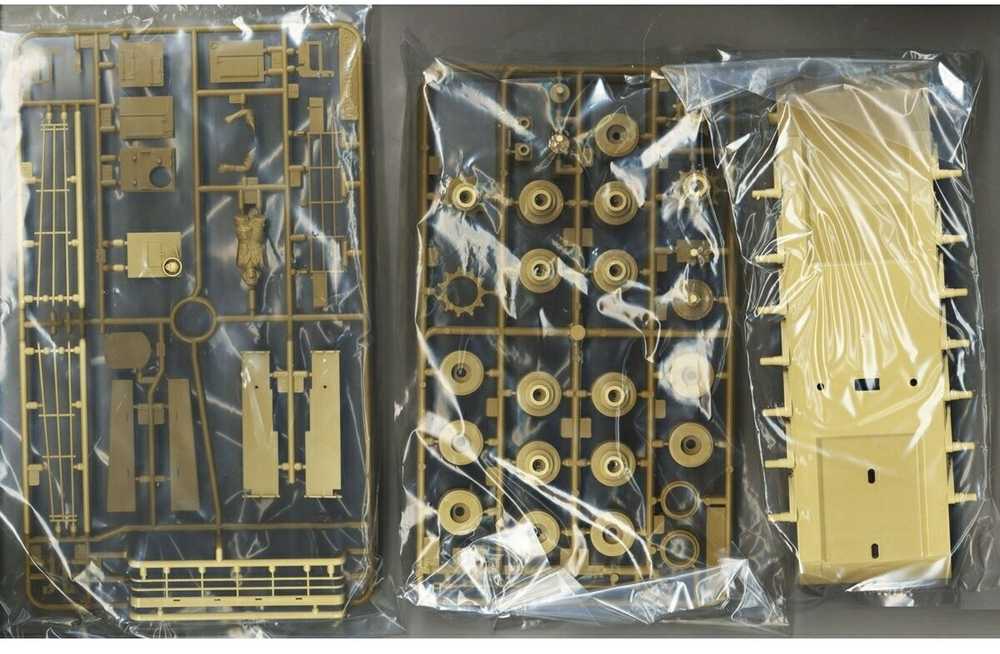 Tamiya - U.S. M1A1 Abrams Tank "Ukraine", 1 / 35, 25216, žema kaina ...