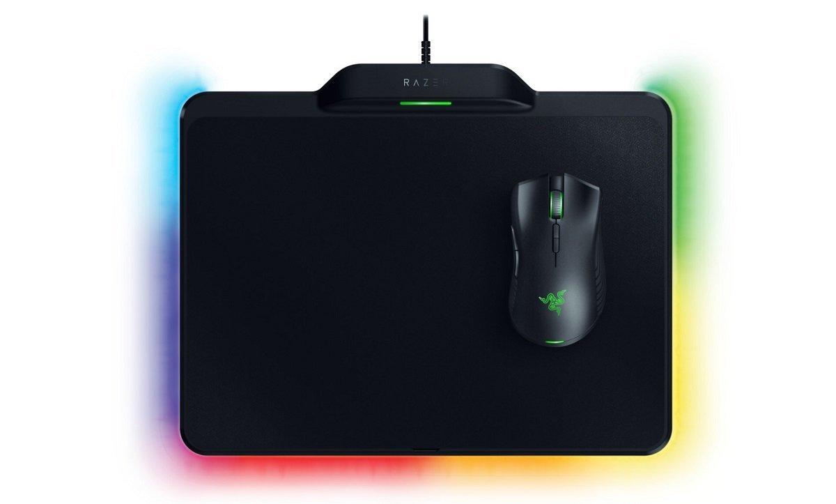 Razer Mamba HyperFlux pelė ir Razer Firefly HyperFlux pelės kilimėlis ...