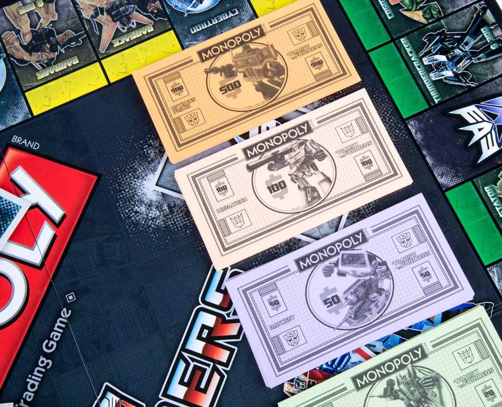Stalo Žaidimas Monopoly Transformers, žema kaina | Varle.lt
