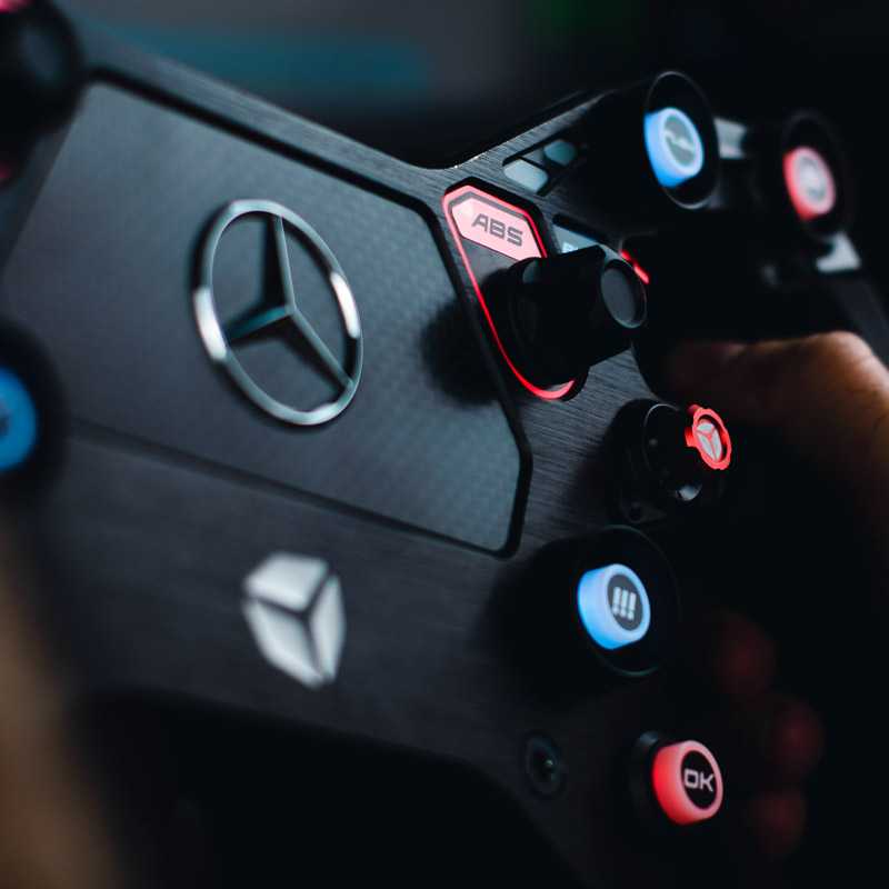 Cube Controls x Mercedes-AMG GT Edition Sim Wheel - W / Hub, modelis ...