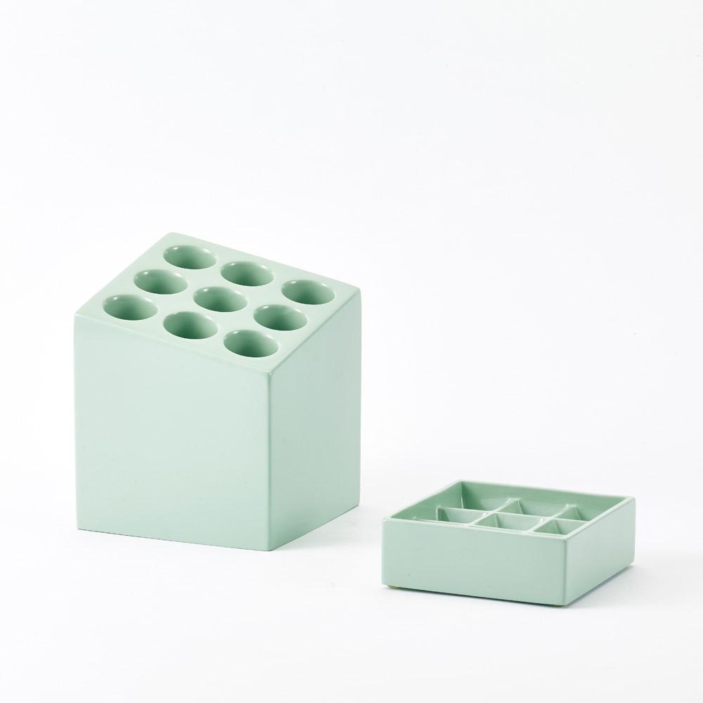 Japoniškas 9-ių lietsargių stovas Ideaco CUBE, baltas, žema kaina | Varle.lt