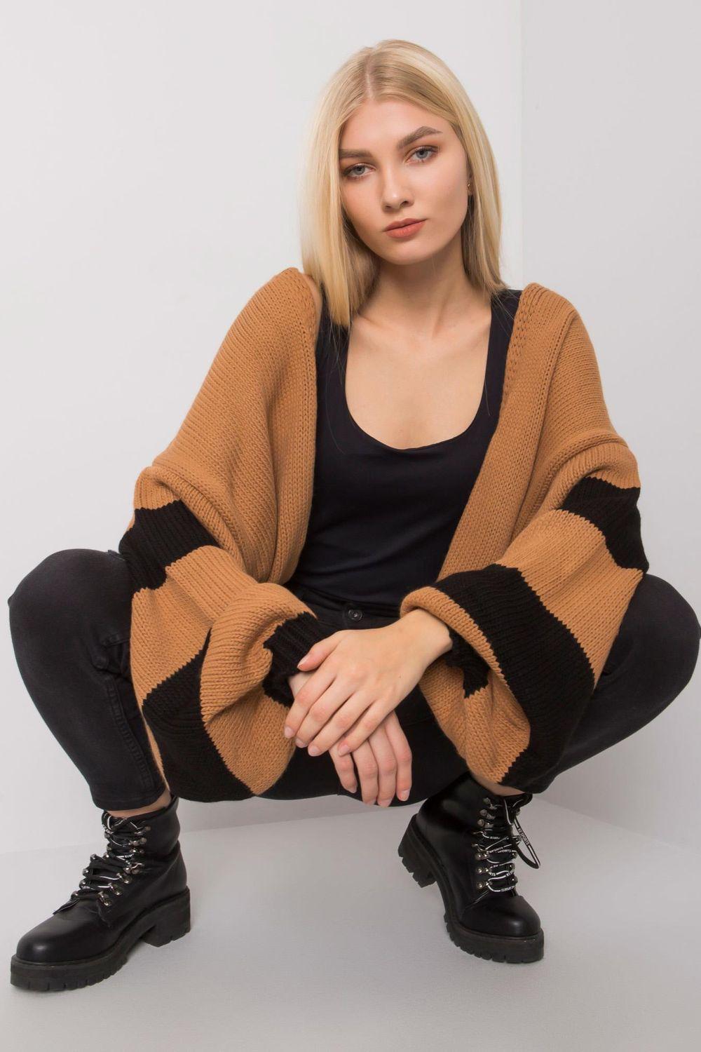 / WOMEN / Moterims Clothing / Jumpers, Sweaters / Cardigans for Women ...